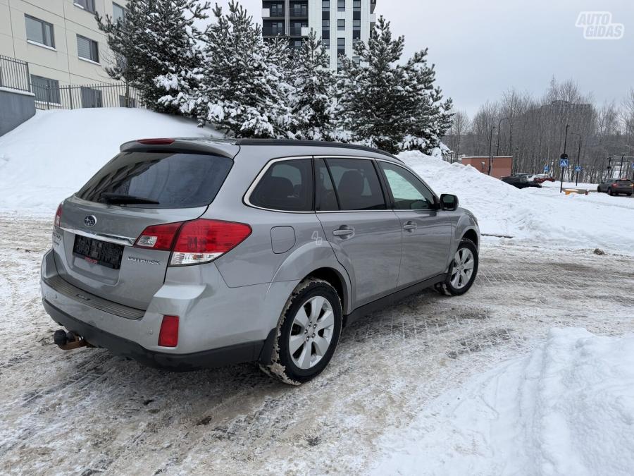 Subaru Outback 2010 Viļņa, ar dzinēja tilpumu 2.50 L un nobraukumu 182 tūkst. km par 4600 €, foto 6 vietnē AUTOMOTO.COM.LV