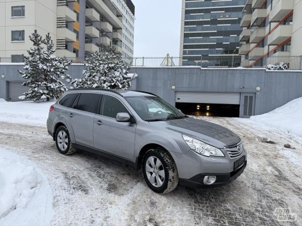 Subaru Outback 2010 in Vilnius, with an engine capacity of 2.50 L and mileage of 182 thousand km for 4600 €, photo 10 on AUTOMOTO.COM.LV