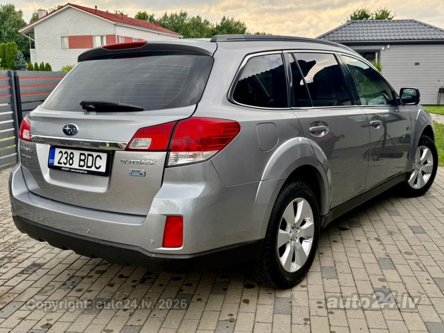 Subaru Outback 2010 in Tallinn, with an engine capacity of 2.00 L and mileage of 168 thousand km for 5650 €, photo 6 on AUTOMOTO.COM.LV