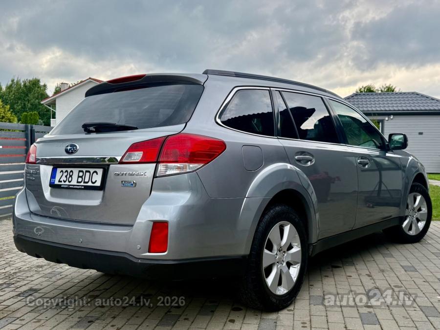 Subaru Outback 2010 in Tallinn, with an engine capacity of 2.00 L and mileage of 168 thousand km for 5650 €, photo 9 on AUTOMOTO.COM.LV