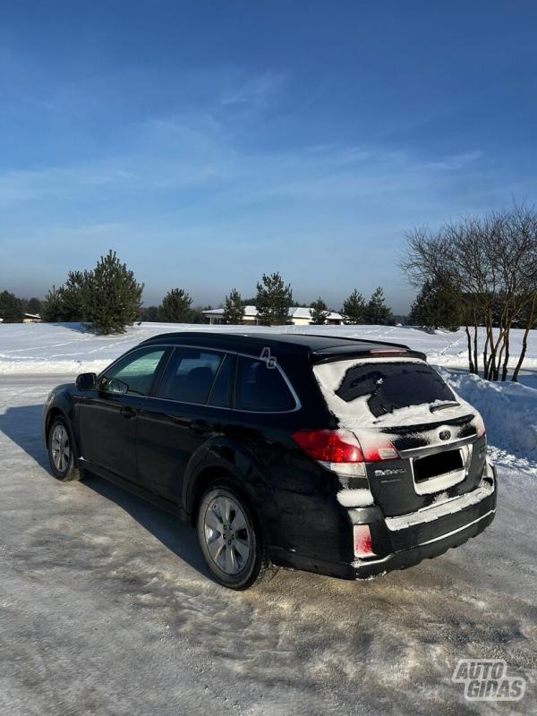 Subaru Outback 2011 in Vilnius, with an engine capacity of 2.00 L and mileage of 328 thousand km for 1500 €, photo 5 on AUTOMOTO.COM.LV