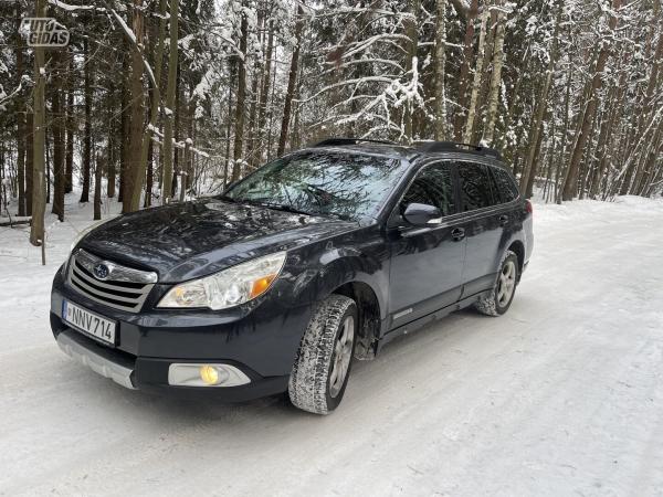 Subaru Outback 2011 in Vilnius, with an engine capacity of 2.50 L and mileage of 256 thousand km for 5750 €, photo 3 on AUTOMOTO.COM.LV