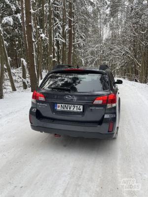 Subaru Outback 2011 in Vilnius, with an engine capacity of 2.50 L and mileage of 256 thousand km for 5750 €, photo 4 on AUTOMOTO.COM.LV