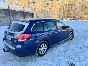 Subaru Outback 2011 in Tallinn, with an engine capacity of 2.00 L and mileage of 296 thousand km for 2999 €, photo 2 on AUTOMOTO.COM.LV