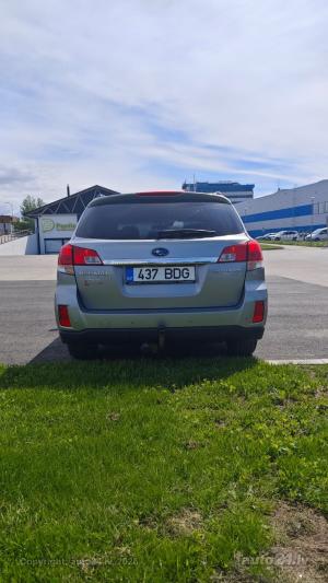 Subaru Outback 2011 in Tallinn, with an engine capacity of 2.50 L and mileage of 235 thousand km for 4700 €, photo 5 on AUTOMOTO.COM.LV
