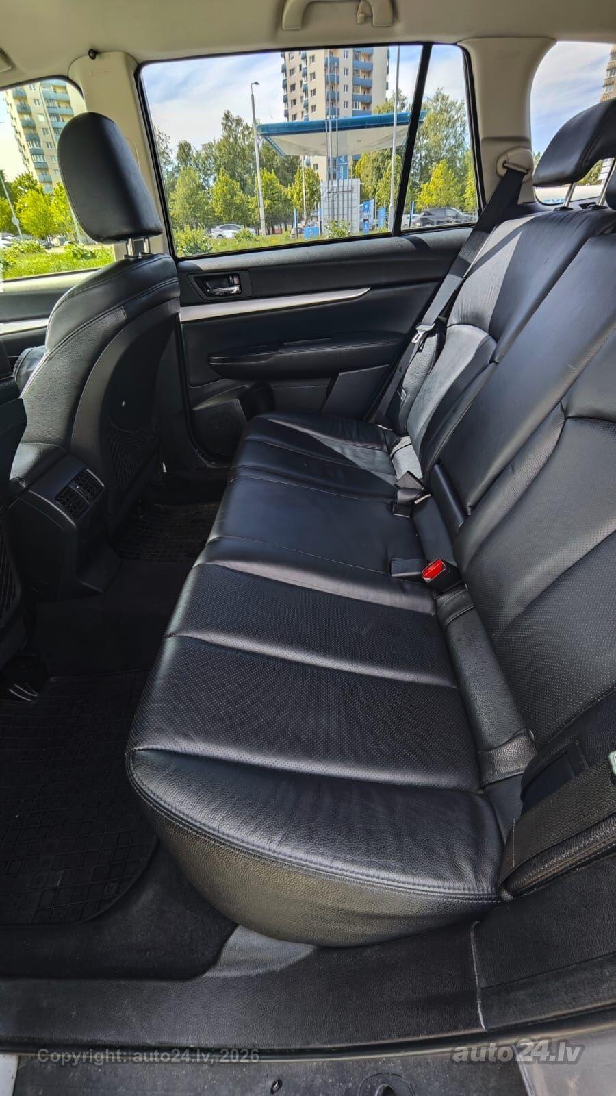 Subaru Outback 2011 in Tallinn, with an engine capacity of 2.50 L and mileage of 235 thousand km for 4700 €, photo 6 on AUTOMOTO.COM.LV
