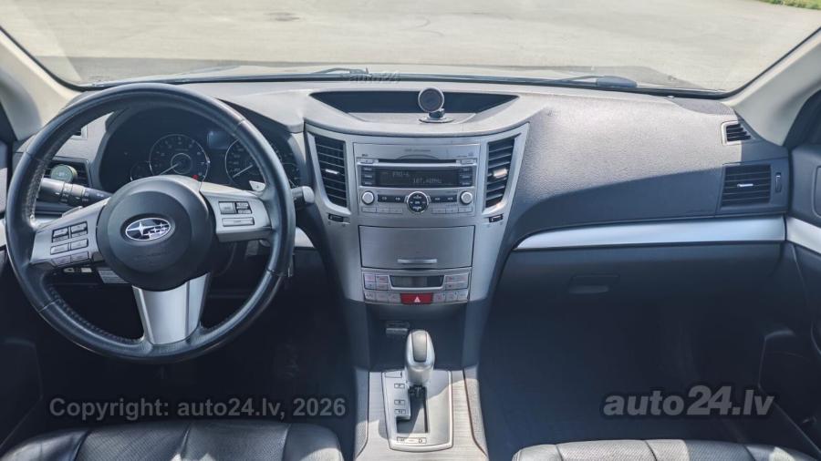 Subaru Outback 2011 in Tallinn, with an engine capacity of 2.50 L and mileage of 235 thousand km for 4700 €, photo 9 on AUTOMOTO.COM.LV