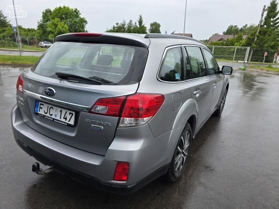 Subaru Outback 2011 Kretinga, ar dzinēja tilpumu 2.00 L un nobraukumu 256 tūkst. km par 2995 €, foto 5 vietnē AUTOMOTO.COM.LV