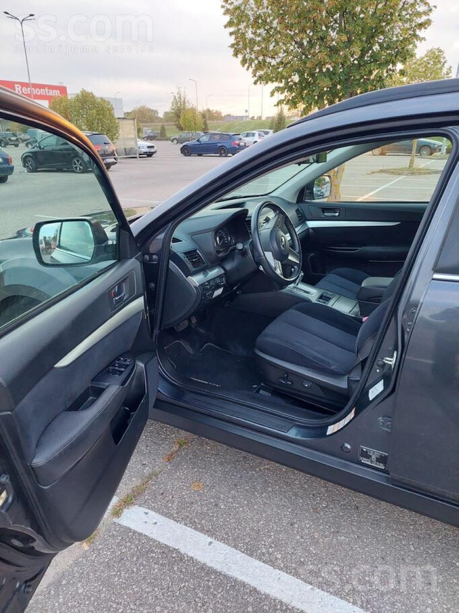 Subaru Outback 2011 Daugavpils, ar dzinēja tilpumu 2.50 L un nobraukumu 322 tūkst. km par 4700 €, foto 5 vietnē AUTOMOTO.COM.LV