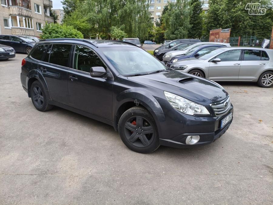 Subaru Outback 2011 in Vilnius, with an engine capacity of 2.00 L and mileage of 370 thousand km for 1050 €, photo 4 on AUTOMOTO.COM.LV