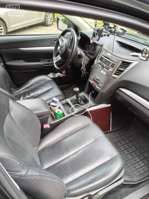 Subaru Outback 2011 in Vilnius, with an engine capacity of 2.00 L and mileage of 370 thousand km for 1050 €, photo 7 on AUTOMOTO.COM.LV