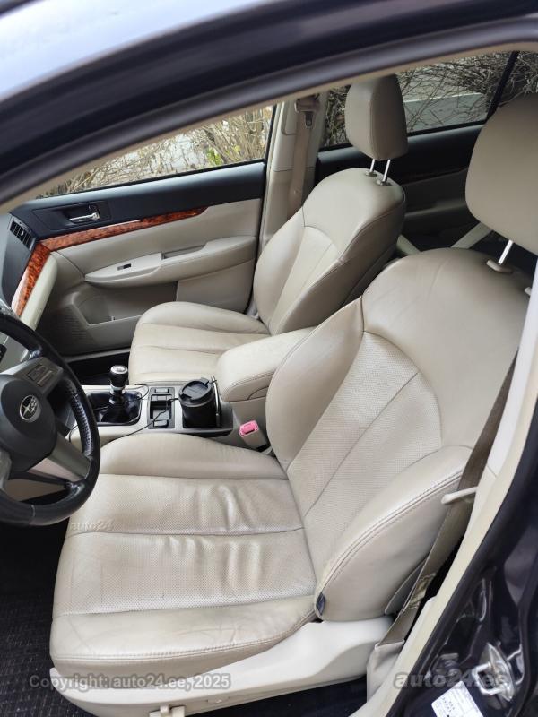 Subaru Outback 2012 Tallina, ar dzinēja tilpumu 2.00 L un nobraukumu 277 tūkst. km par 5800 €, foto 11 vietnē AUTOMOTO.COM.LV
