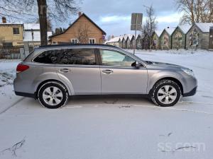 Subaru Outback 2012 Jēkabpils, ar dzinēja tilpumu 2.50 L un nobraukumu 242 tūkst. km par 4950 €, foto 4 vietnē AUTOMOTO.COM.LV