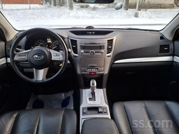 Subaru Outback 2012 in Jekabpils, with an engine capacity of 2.50 L and mileage of 242 thousand km for 4950 €, photo 9 on AUTOMOTO.COM.LV