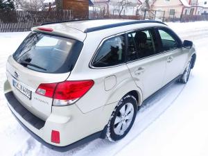 Subaru Outback 2012 in Utena, with an engine capacity of 2.50 L and mileage of 206 thousand km for 6300 €, photo 7 on AUTOMOTO.COM.LV