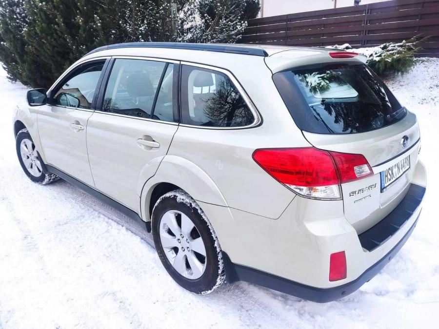 Subaru Outback 2012 in Utena, with an engine capacity of 2.50 L and mileage of 206 thousand km for 6300 €, photo 11 on AUTOMOTO.COM.LV