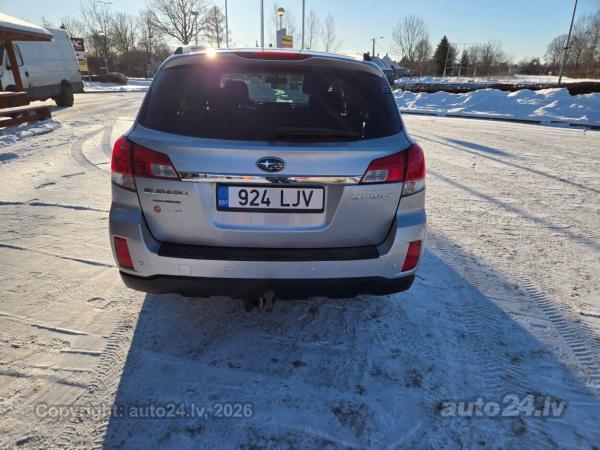 Subaru Outback 2012 Kohtla-Jerve, ar dzinēja tilpumu 2.50 L un nobraukumu 287 tūkst. km par 4999 €, foto 2 vietnē AUTOMOTO.COM.LV