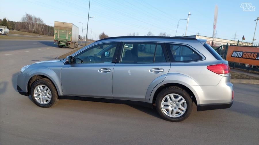 Subaru Outback 2012 in Kaunas, with an engine capacity of 2.50 L and mileage of 175 thousand km for 6700 €, photo 7 on AUTOMOTO.COM.LV