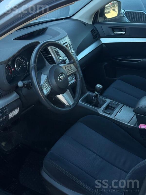 Subaru Outback 2012 Rīga, ar dzinēja tilpumu 2.50 L un nobraukumu 343 tūkst. km par 4980 €, foto 9 vietnē AUTOMOTO.COM.LV