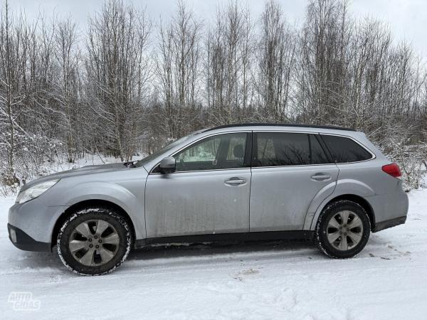 Subaru Outback 2013 in Vilnius, with an engine capacity of 2.00 L and mileage of 350 thousand km for 3150 €, photo 3 on AUTOMOTO.COM.LV