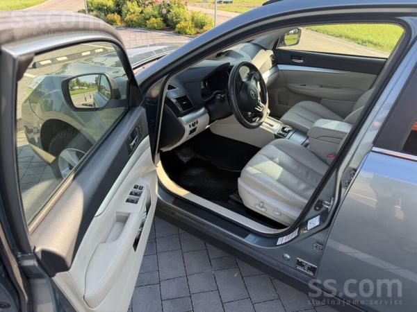 Subaru Outback 2013 in Riga, with an engine capacity of 2.00 L and mileage of 270 thousand km for 5500 €, photo 8 on AUTOMOTO.COM.LV