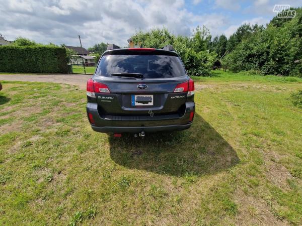 Subaru Outback 2013 in Kaunas, with an engine capacity of 2.50 L and mileage of 265 thousand km for 5500 €, photo 3 on AUTOMOTO.COM.LV