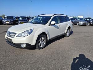 Subaru Outback 2013 in Vilnius, with an engine capacity of 2.46 L and mileage of 260 thousand km for 5900 €, photo 4 on AUTOMOTO.COM.LV