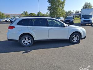 Subaru Outback 2013 in Vilnius, with an engine capacity of 2.46 L and mileage of 260 thousand km for 5900 €, photo 6 on AUTOMOTO.COM.LV