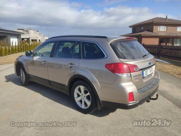 Subaru Outback 2014 in Tallinn, with an engine capacity of 2.50 L and mileage of 156 thousand km for 9900 €, photo 3 on AUTOMOTO.COM.LV