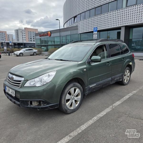 Subaru Outback 2014 in Vilnius, with an engine capacity of 2.50 L and mileage of 350 thousand km for 1900 €, photo 1 on AUTOMOTO.COM.LV