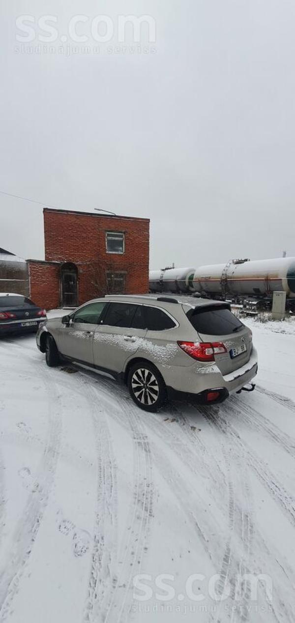Subaru Outback 2016 in Liepaja, with an engine capacity of 2.00 L and mileage of 286 thousand km for 4800 €, photo 4 on AUTOMOTO.COM.LV