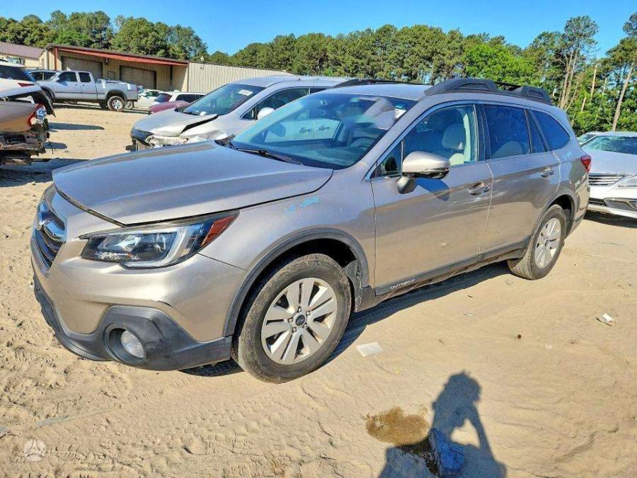 Subaru Outback 2018 in Alytus, with an engine capacity of 2.50 L and mileage of 214 thousand km for 5800 €, photo 1 on AUTOMOTO.COM.LV