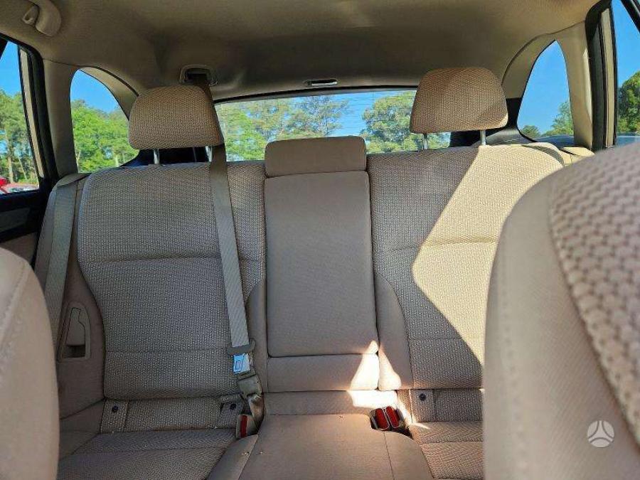 Subaru Outback 2018 in Alytus, with an engine capacity of 2.50 L and mileage of 214 thousand km for 5800 €, photo 11 on AUTOMOTO.COM.LV