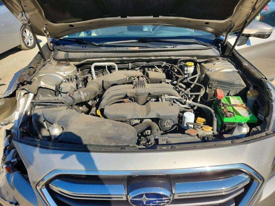 Subaru Outback 2018 in Alytus, with an engine capacity of 2.50 L and mileage of 214 thousand km for 5800 €, photo 13 on AUTOMOTO.COM.LV