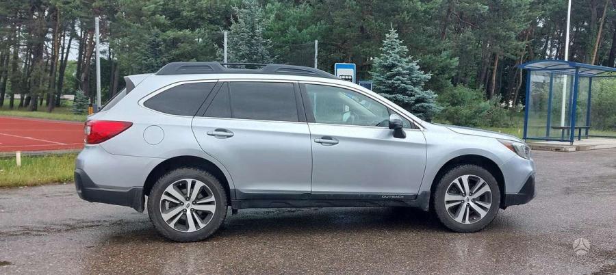 Subaru Outback 2018 in Klaipeda, with an engine capacity of 3.63 L and mileage of 275 thousand km for 12900 €, photo 7 on AUTOMOTO.COM.LV