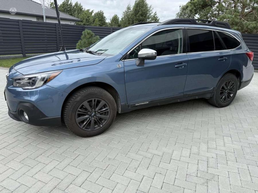 Subaru Outback 2018 in Klaipeda, with an engine capacity of 3.63 L and mileage of 200 thousand km for 17500 €, photo 5 on AUTOMOTO.COM.LV