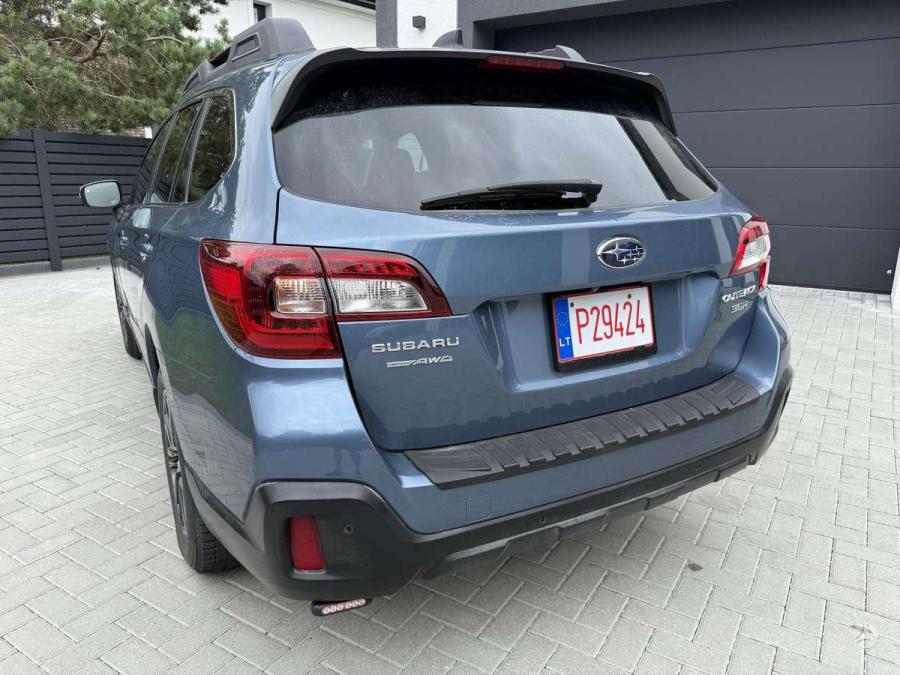 Subaru Outback 2018 in Klaipeda, with an engine capacity of 3.63 L and mileage of 200 thousand km for 17500 €, photo 10 on AUTOMOTO.COM.LV