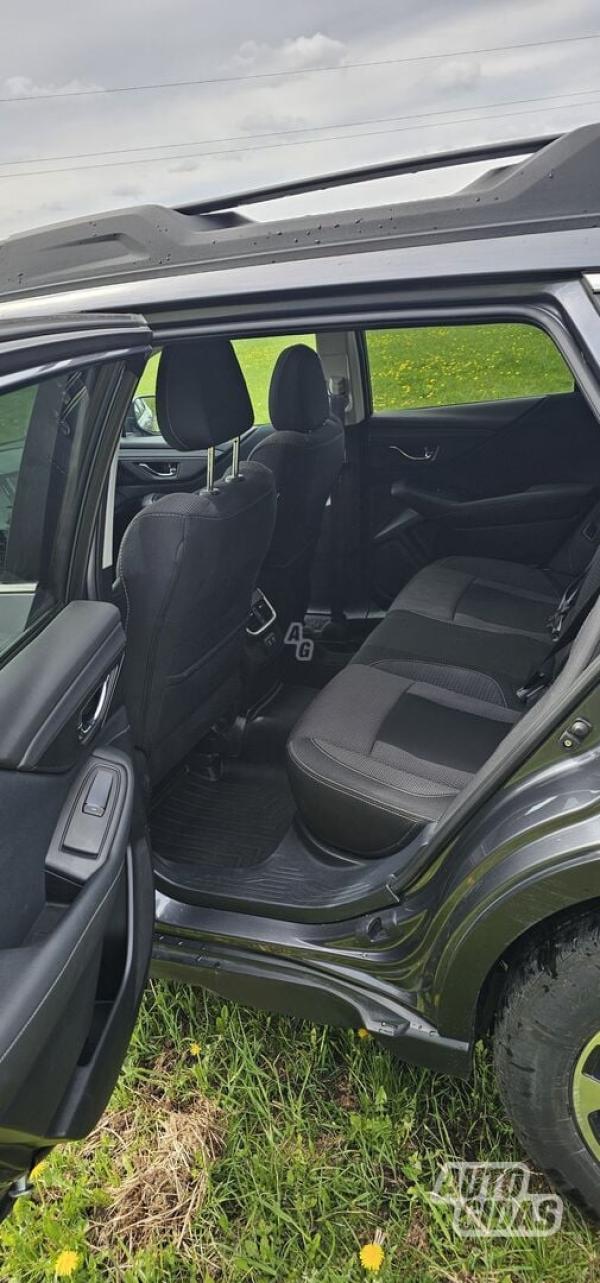Subaru Outback 2022 in Utena, with an engine capacity of 2.50 L and mileage of 76 thousand km for 21500 €, photo 5 on AUTOMOTO.COM.LV