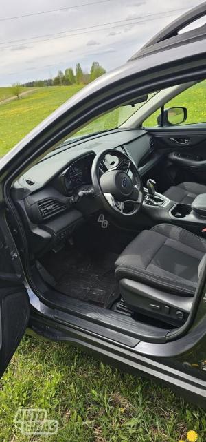 Subaru Outback 2022 in Utena, with an engine capacity of 2.50 L and mileage of 80 thousand km for 20000 €, photo 6 on AUTOMOTO.COM.LV
