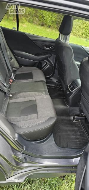 Subaru Outback 2022 in Utena, with an engine capacity of 2.50 L and mileage of 80 thousand km for 20000 €, photo 9 on AUTOMOTO.COM.LV