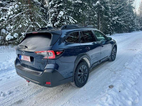 Subaru Outback 2024 in Vilnius, with an engine capacity of 2.39 L and mileage of 17 thousand km for 29500 €, photo 4 on AUTOMOTO.COM.LV