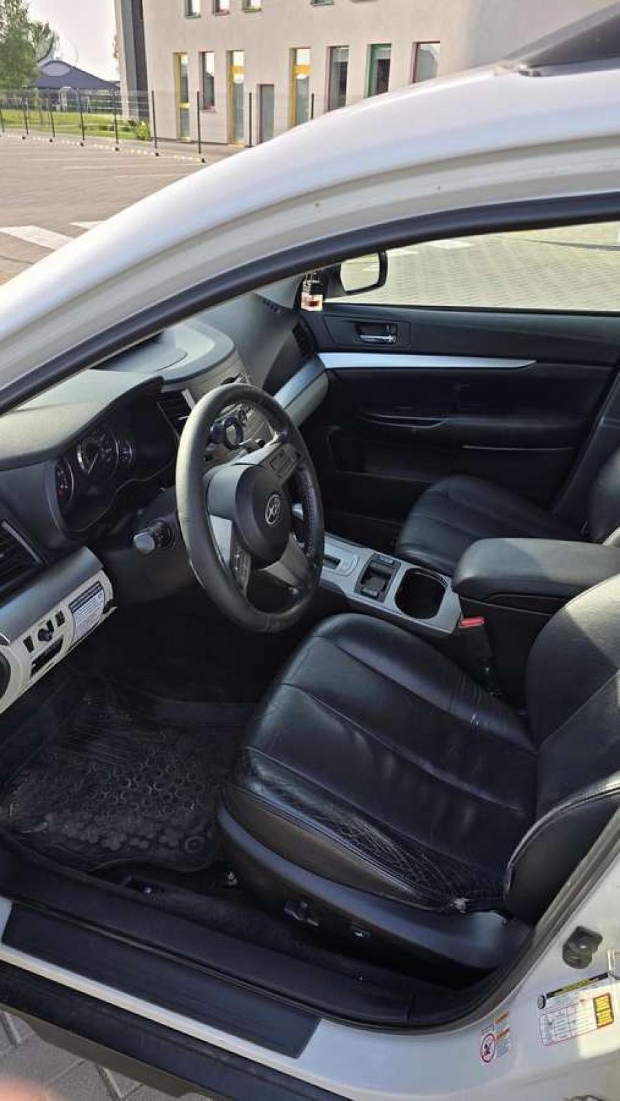 Balts Subaru Outback 2010 Kauņa, ar dzinēja tilpumu 2.50 L un nobraukumu 310 tūkst. km par 2800 €, foto 9 vietnē AUTOMOTO.COM.LV