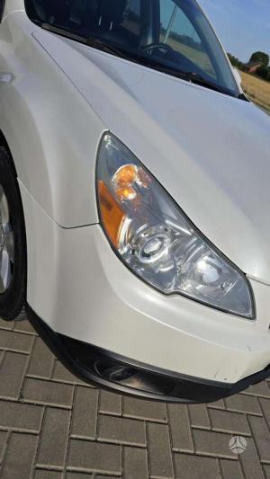 Balts Subaru Outback 2010 Kauņa, ar dzinēja tilpumu 2.50 L un nobraukumu 310 tūkst. km par 2800 €, foto 12 vietnē AUTOMOTO.COM.LV