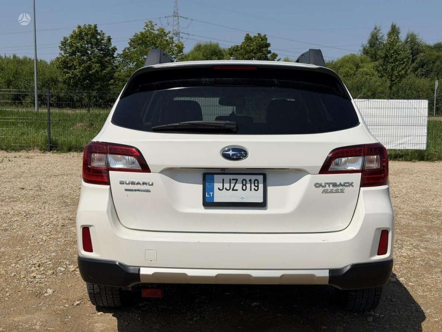 Balts Subaru Outback 2015 Šauļi, ar dzinēja tilpumu 2.50 L un nobraukumu 217 tūkst. km par 8000 €, foto 7 vietnē AUTOMOTO.COM.LV