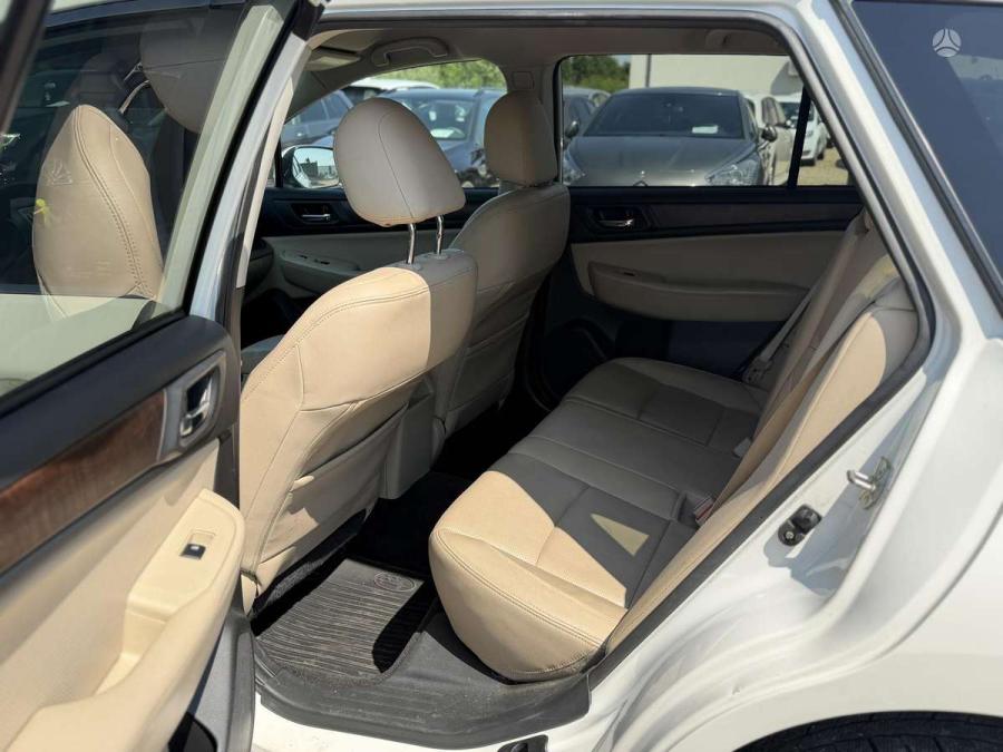 Balts Subaru Outback 2015 Šauļi, ar dzinēja tilpumu 2.50 L un nobraukumu 217 tūkst. km par 8000 €, foto 13 vietnē AUTOMOTO.COM.LV