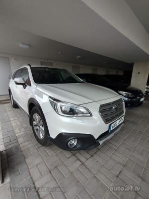 White Subaru Outback 2015 in Tallinn, with an engine capacity of 2.00 L and mileage of 235 thousand km for 9400 €, photo 1 on AUTOMOTO.COM.LV