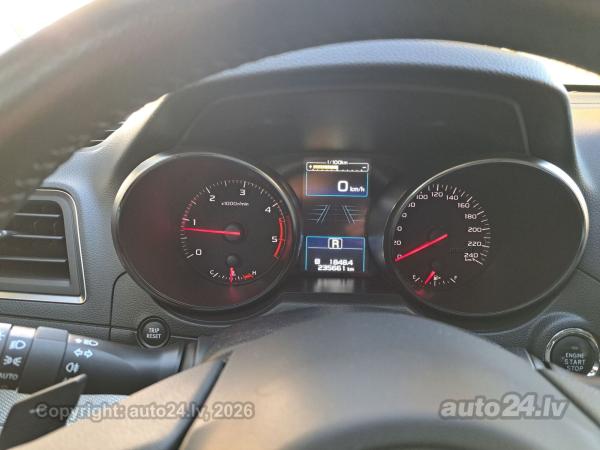 White Subaru Outback 2015 in Tallinn, with an engine capacity of 2.00 L and mileage of 235 thousand km for 9400 €, photo 8 on AUTOMOTO.COM.LV
