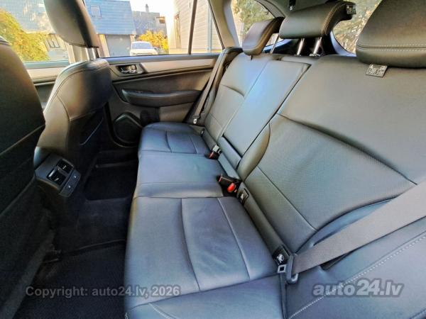 White Subaru Outback 2015 in Tallinn, with an engine capacity of 2.00 L and mileage of 235 thousand km for 9400 €, photo 10 on AUTOMOTO.COM.LV