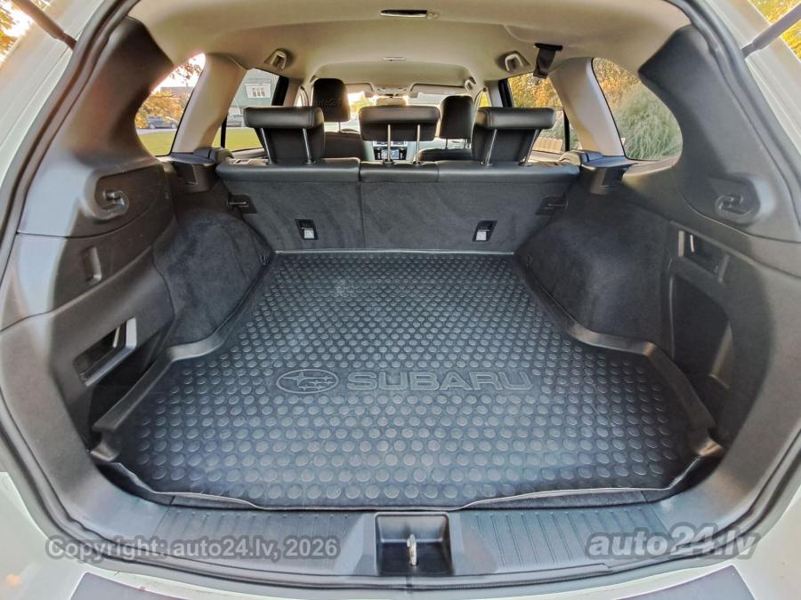 White Subaru Outback 2015 in Tallinn, with an engine capacity of 2.00 L and mileage of 235 thousand km for 9400 €, photo 12 on AUTOMOTO.COM.LV