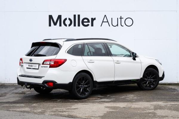 Subaru Outback 2020 Rīga vietnē Balts Subaru Outback 2020 Rīga, ar dzinēja tilpumu 2.50 L un nobraukumu 155 tūkst. km par 17950 €, foto 5 vietnē AUTOMOTO.COM.LV